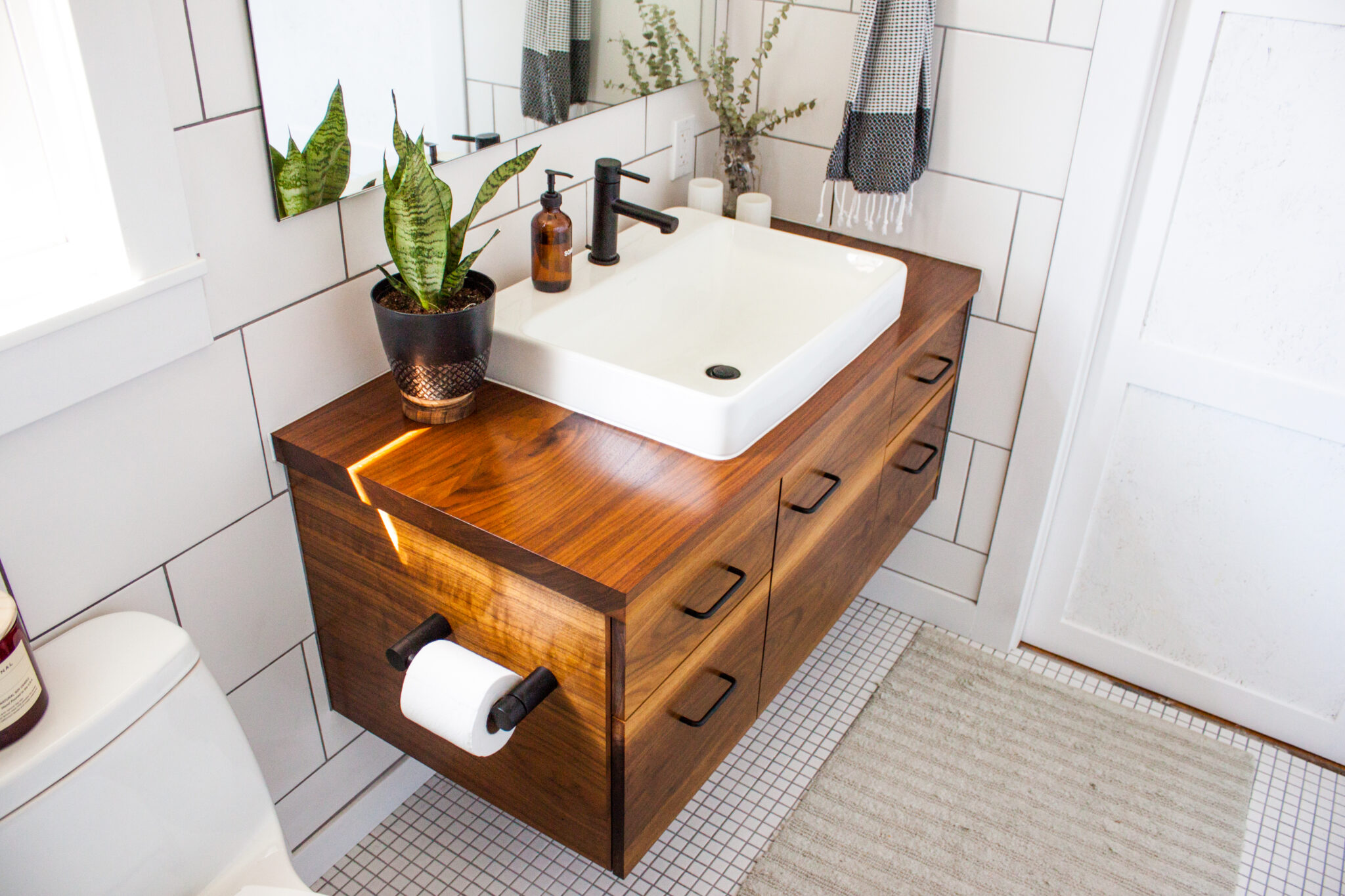 Bathroom Vanity Size Guide: Choose the Perfect Fit